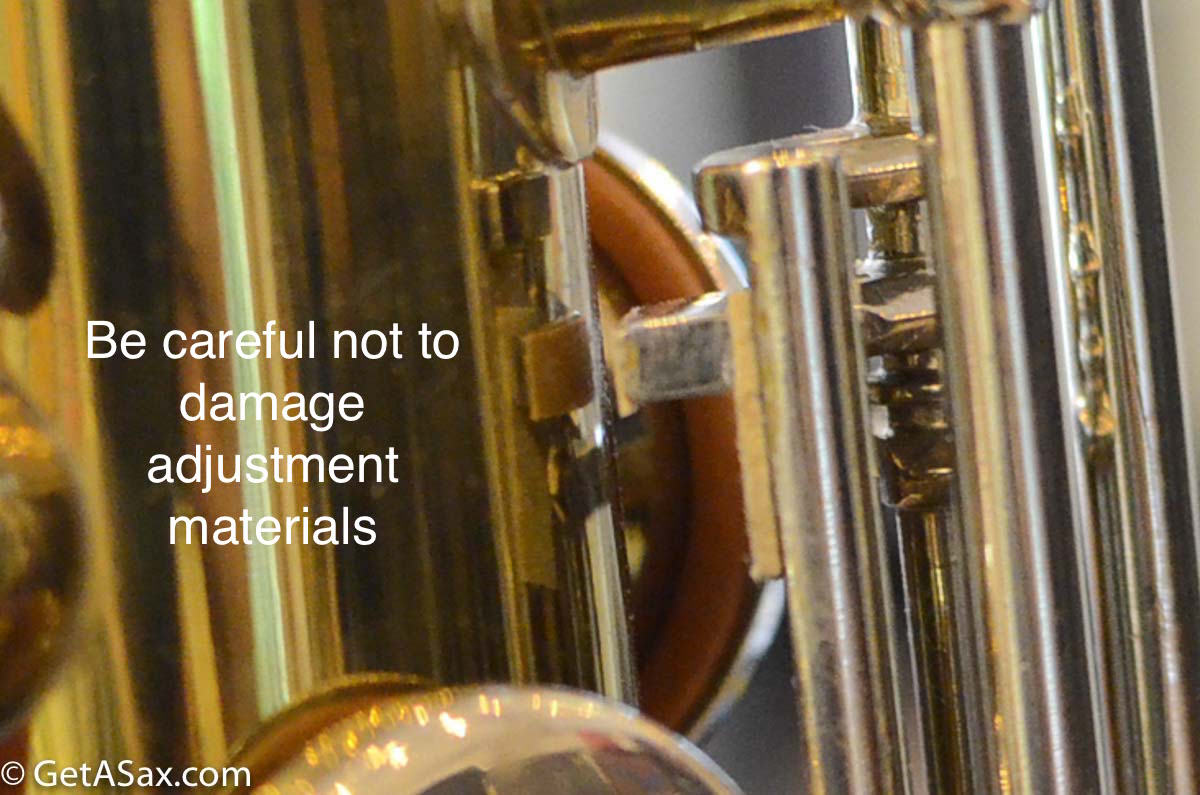 How to Pack and Ship a Saxophone Safely: Guide with Photos - www ...