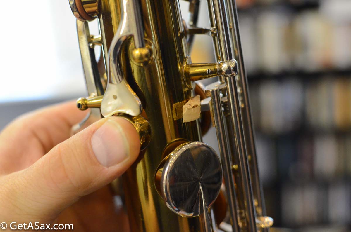 How to Pack and Ship a Saxophone Safely: Guide with Photos - www ...